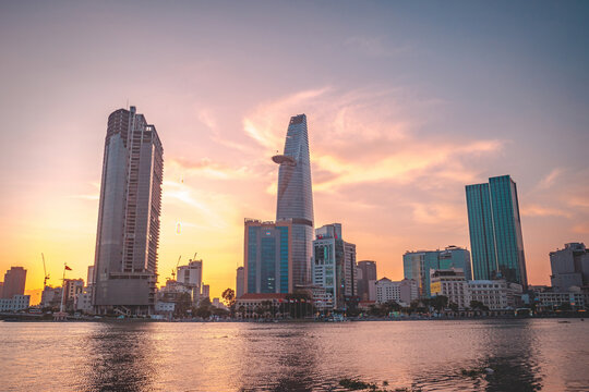 "Bitexco Financial Tower" Images – Browse 849 Stock Photos, Vectors ...