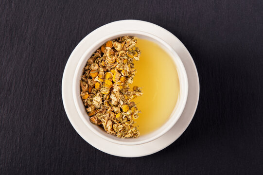 「Kamillentee」の画像 - 1,199 件の Stock 写真、ベクターおよびビデオ | Adobe Stock