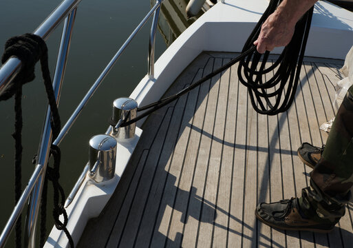 Bastingage Bilder – Durchsuchen 317 Archivfotos, Vektorgrafiken und ...