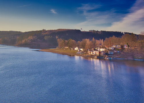 รูปภาพBleilochtalsperre – เลือกดูภาพถ่ายสต็อก เวกเตอร์ และวิดีโอ314 ...