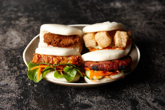 "Bao Buns" Immagini - Sfoglia 326 foto, vettoriali e video Stock ...