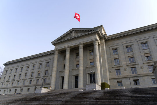 รูปภาพBundesgericht – เลือกดูภาพถ่ายสต็อก เวกเตอร์ และวิดีโอ1,177 ...