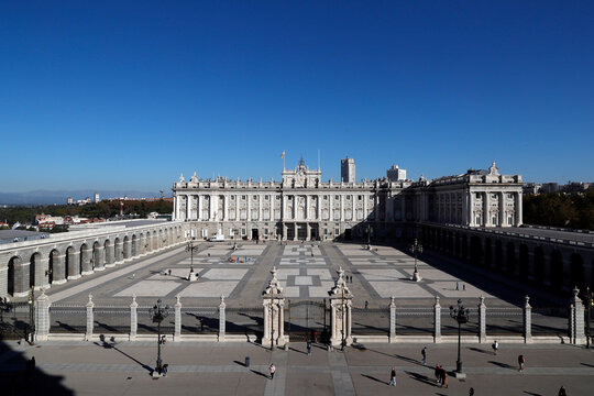 รูปภาพArgant – เลือกดูภาพถ่ายสต็อก เวกเตอร์ และวิดีโอ383 | Adobe Stock