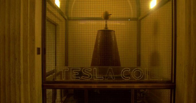 "Tesla Coil" Images – Parcourir 1,165 le catalogue de photos, vecteurs ...