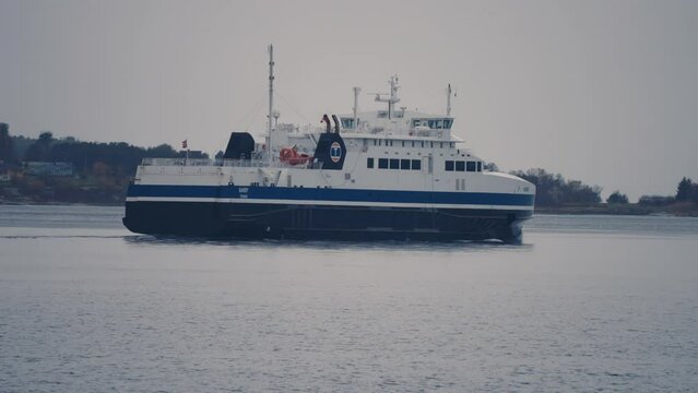 Lodingen bilder – Bläddra bland 147 stockfoton, vektorer och videor ...