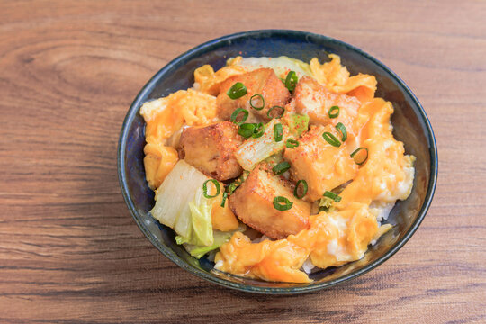 รูปภาพTamagodon – เลือกดูภาพถ่ายสต็อก เวกเตอร์ และวิดีโอ100 | Adobe Stock