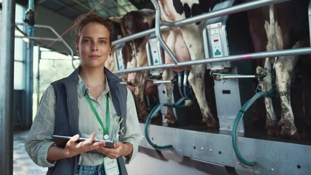 Dairy Worker Images – Browse 23,330 Stock Photos, Vectors, and Video ...