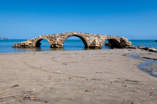 「Argassi」の画像 - 115 件の Stock 写真、ベクターおよびビデオ | Adobe Stock