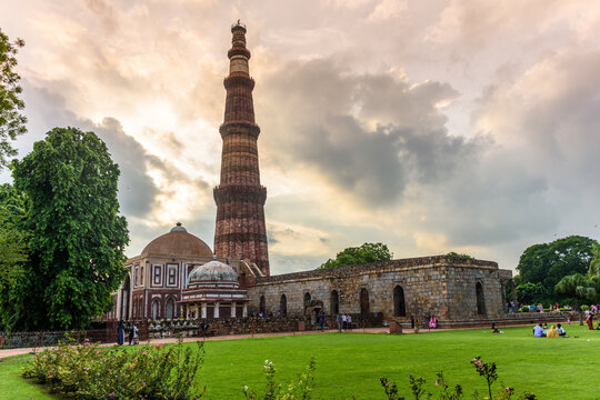 "Delhi Monuments"-Bilder: Stock-Fotos & -Videos. | Adobe Stock