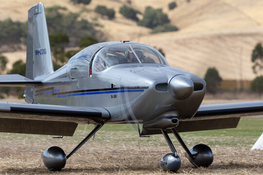 Rv7 Images – Browse 12 Stock Photos, Vectors, and Video | Adobe Stock