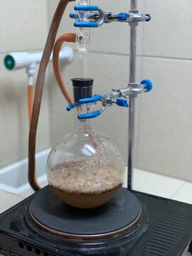 Microscale Reflux Apparatus