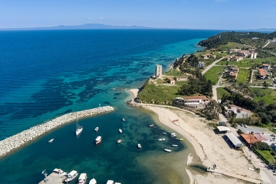 「Kasandra」の画像 - 1,039 件の Stock 写真、ベクターおよびビデオ | Adobe Stock