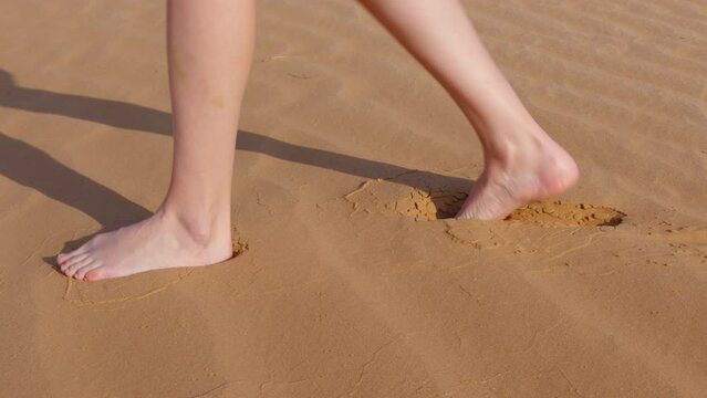 Quicksand Images – Browse 2,858 Stock Photos, Vectors, and Video ...