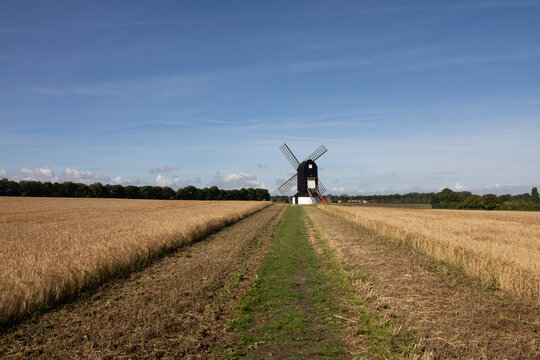 Pitstone bilder – Bläddra bland 173 stockfoton, vektorer och videor ...