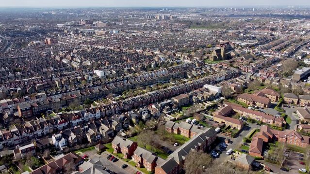 Tooting Images – Browse 14,356 Stock Photos, Vectors, and Video | Adobe ...