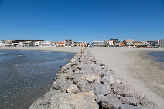 Carnon-Plage Images – Browse 50 Stock Photos, Vectors, and Video ...