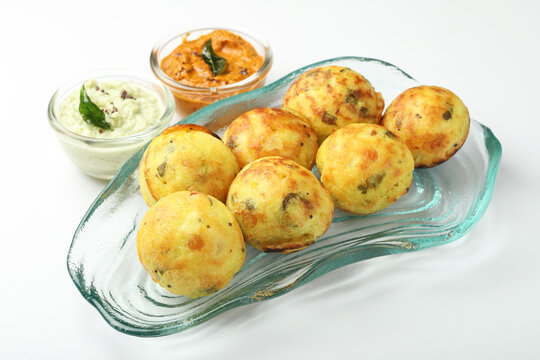 Paniyaram Bilder – Durchsuchen 196 Archivfotos, Vektorgrafiken und ...