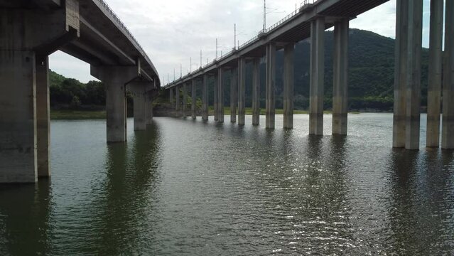 "Bridge Piers" Images – Browse 330 Stock Photos, Vectors, and Video ...