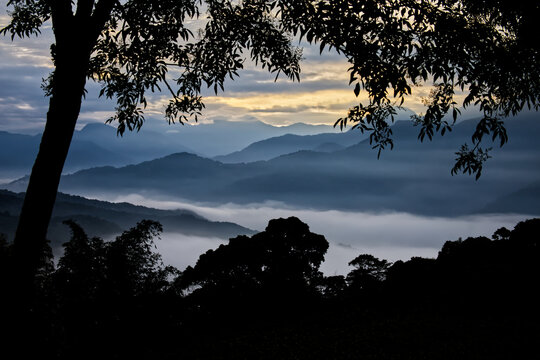 Baraku Bilder – Durchsuchen 331 Archivfotos, Vektorgrafiken und Videos ...