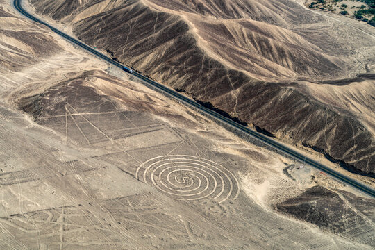 รูปภาพ"Nazca Lines" – เลือกดูภาพถ่ายสต็อก เวกเตอร์ และวิดีโอ573 | Adobe ...