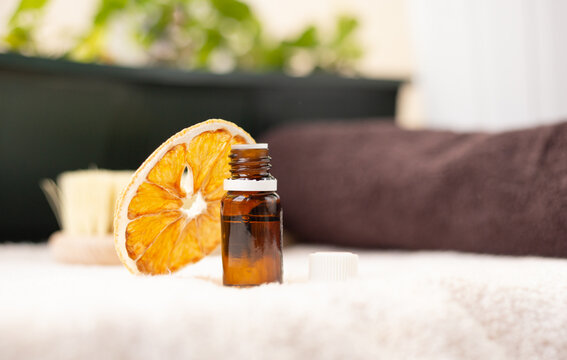 "Ether Oil" Imagens – Procure 30 fotos, vetores e vídeos | Adobe Stock