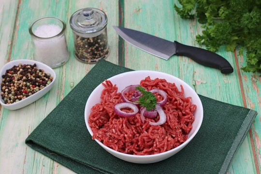 Schweinemett Bilder – Durchsuchen 1,201 Archivfotos, Vektorgrafiken und ...