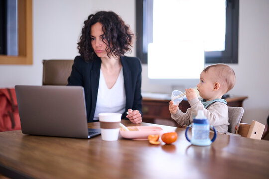 Working Parents Images – Browse 62,111 Stock Photos, Vectors, and Video ...