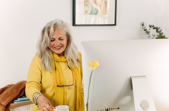 Telecommute Images – Browse 584,230 Stock Photos, Vectors, and Video ...