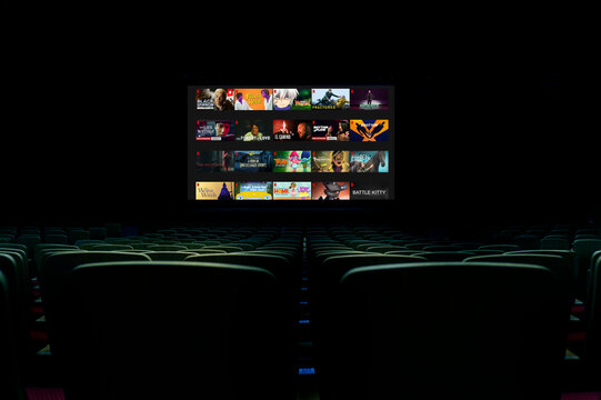 Netflix Bilder – Durchsuchen 6,719 Archivfotos, Vektorgrafiken und ...