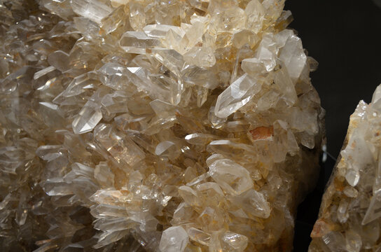 Quartz-Crystal Images – Browse 17 Stock Photos, Vectors, and Video ...