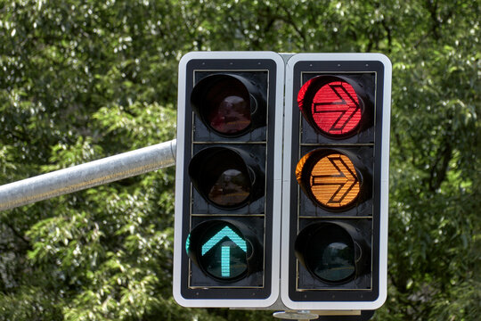 Ampelsystem Bilder – Durchsuchen 2,527 Archivfotos, Vektorgrafiken und ...