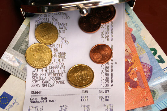 Kassazettel Bilder – Durchsuchen 221 Archivfotos, Vektorgrafiken und Videos | Adobe Stock