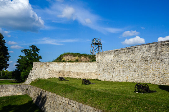 "Medieval Artillery" Images – Browse 624 Stock Photos, Vectors, and ...