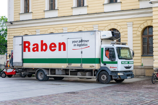 รูปภาพ"Raben – เลือกดูภาพถ่ายสต็อก เวกเตอร์ และวิดีโอ1,435 | Adobe Stock