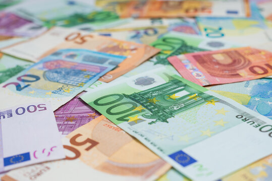 "Euro Banknotes" Images – Browse 101,190 Stock Photos, Vectors, and ...