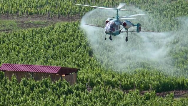 Hoverplane Images – Browse 347 Stock Photos, Vectors, and Video | Adobe ...