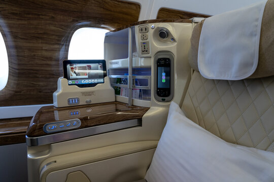 A380-800 Images – Browse 534 Stock Photos, Vectors, and Video | Adobe Stock