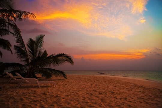 รูปภาพSundawn – เลือกดูภาพถ่ายสต็อก เวกเตอร์ และวิดีโอ1,343 | Adobe Stock