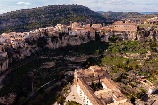 รูปภาพCliffy – เลือกดูภาพถ่ายสต็อก เวกเตอร์ และวิดีโอ2,038 | Adobe Stock