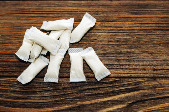 "Swedish Snus"-Bilder: Stock-Fotos & -Videos. | Adobe Stock