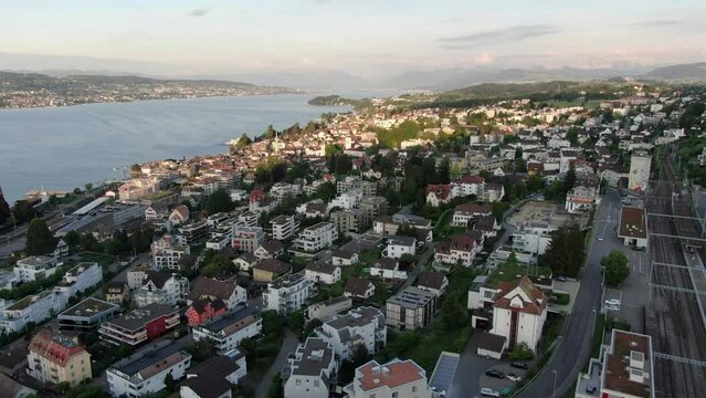 Horgen-Bilder: Stock-Fotos & -Videos. | Adobe Stock