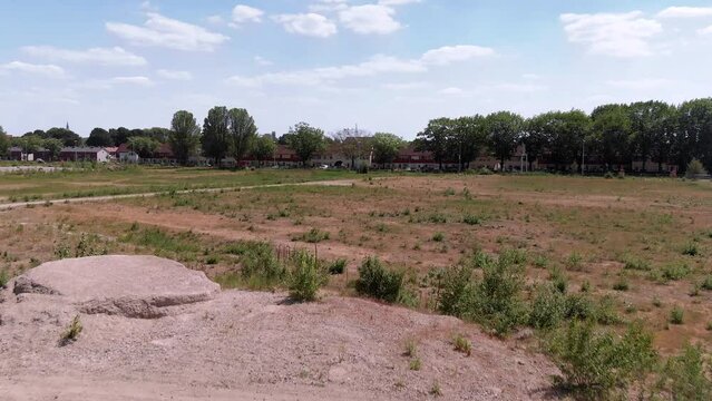 Undeveloped Bilder – Durchsuchen 4,438 Archivfotos, Vektorgrafiken und ...