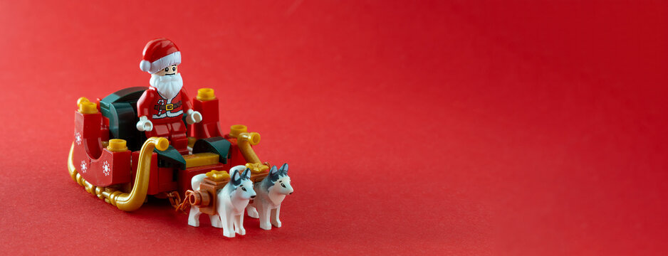 Christmas Lego Building Instructions-Bilder: Stock-Fotos & -Videos ...