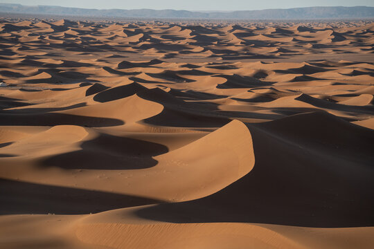 Chegaga Bilder – Durchsuchen 239 Archivfotos, Vektorgrafiken und Videos ...