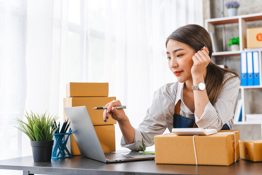 Merchant Images – Browse 103,796 Stock Photos, Vectors, and Video ...