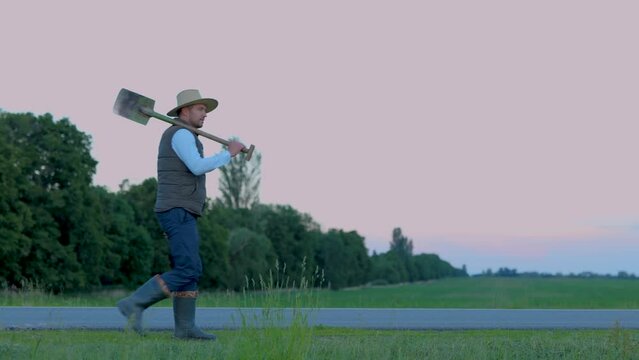 Countryman 影像 – 瀏覽 15,298 個素材庫相片、向量圖和影片 | Adobe Stock