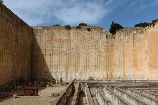 Lithica Images – Browse 144 Stock Photos, Vectors, and Video | Adobe Stock