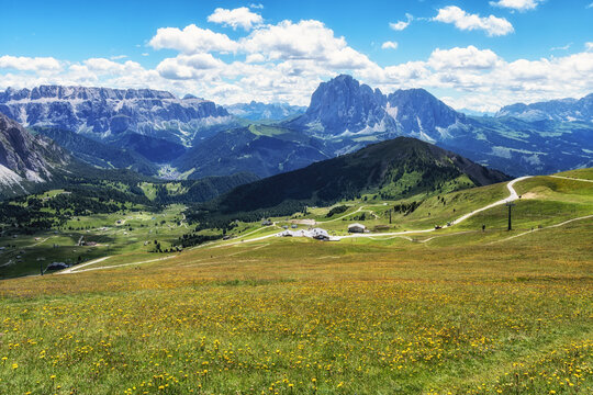 Seceda 이미지 – 찾아보기 7,538 스톡 사진, 벡터 및 비디오 | Adobe Stock