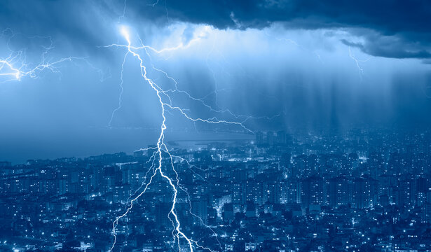 "Typhoon-Bilder: Stock-Fotos & -Videos. | Adobe Stock