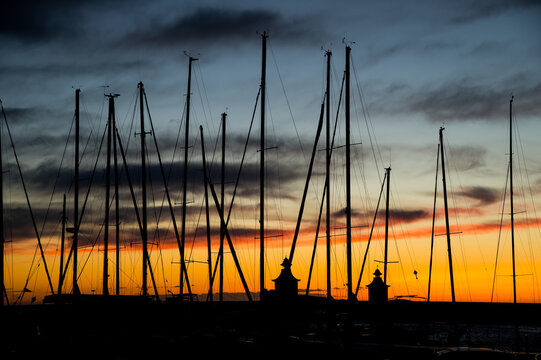 Masten Images – Browse 4,127 Stock Photos, Vectors, and Video | Adobe Stock